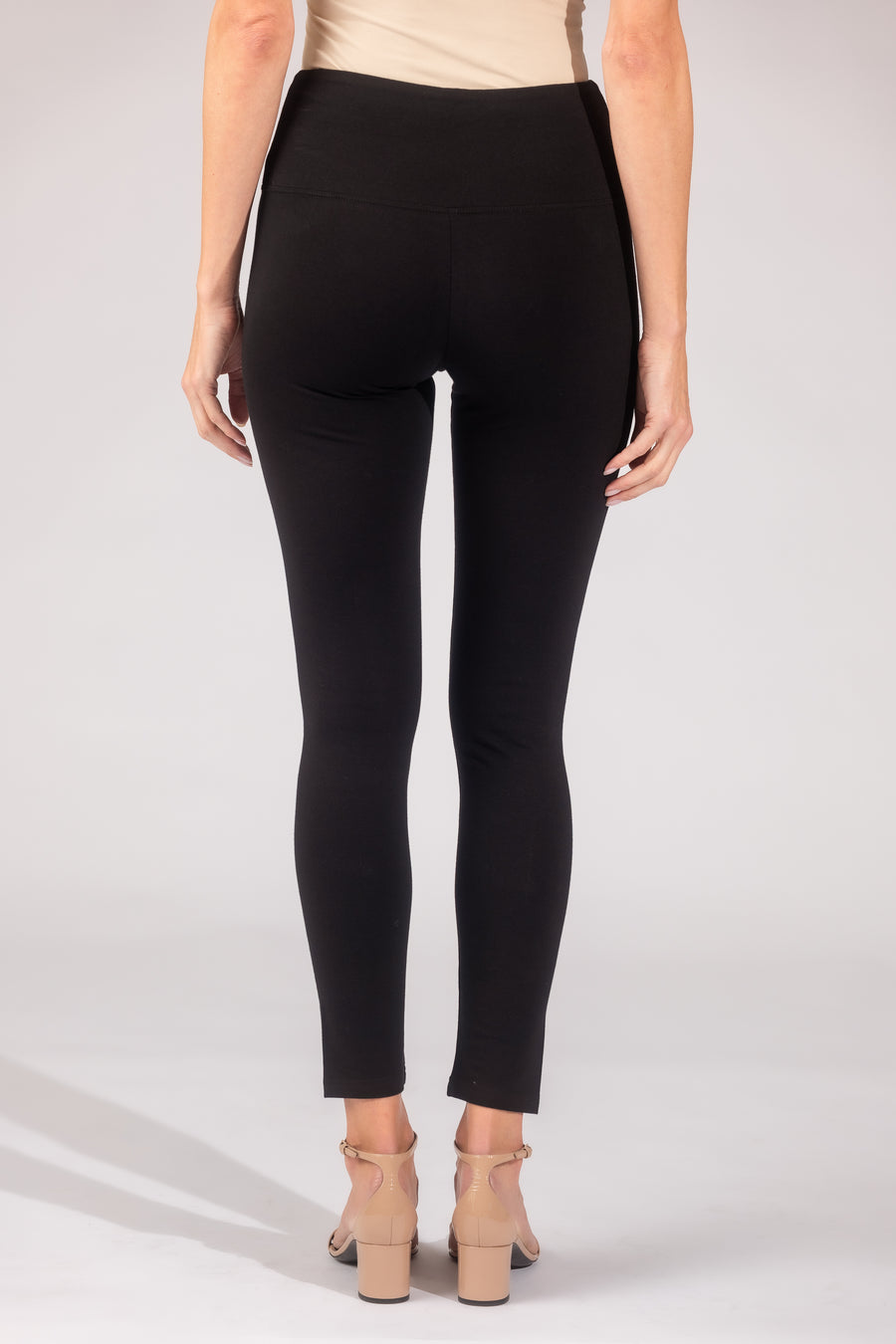 Intro Love the Fit Slimming Pull-On Leggings – Intro Clothing