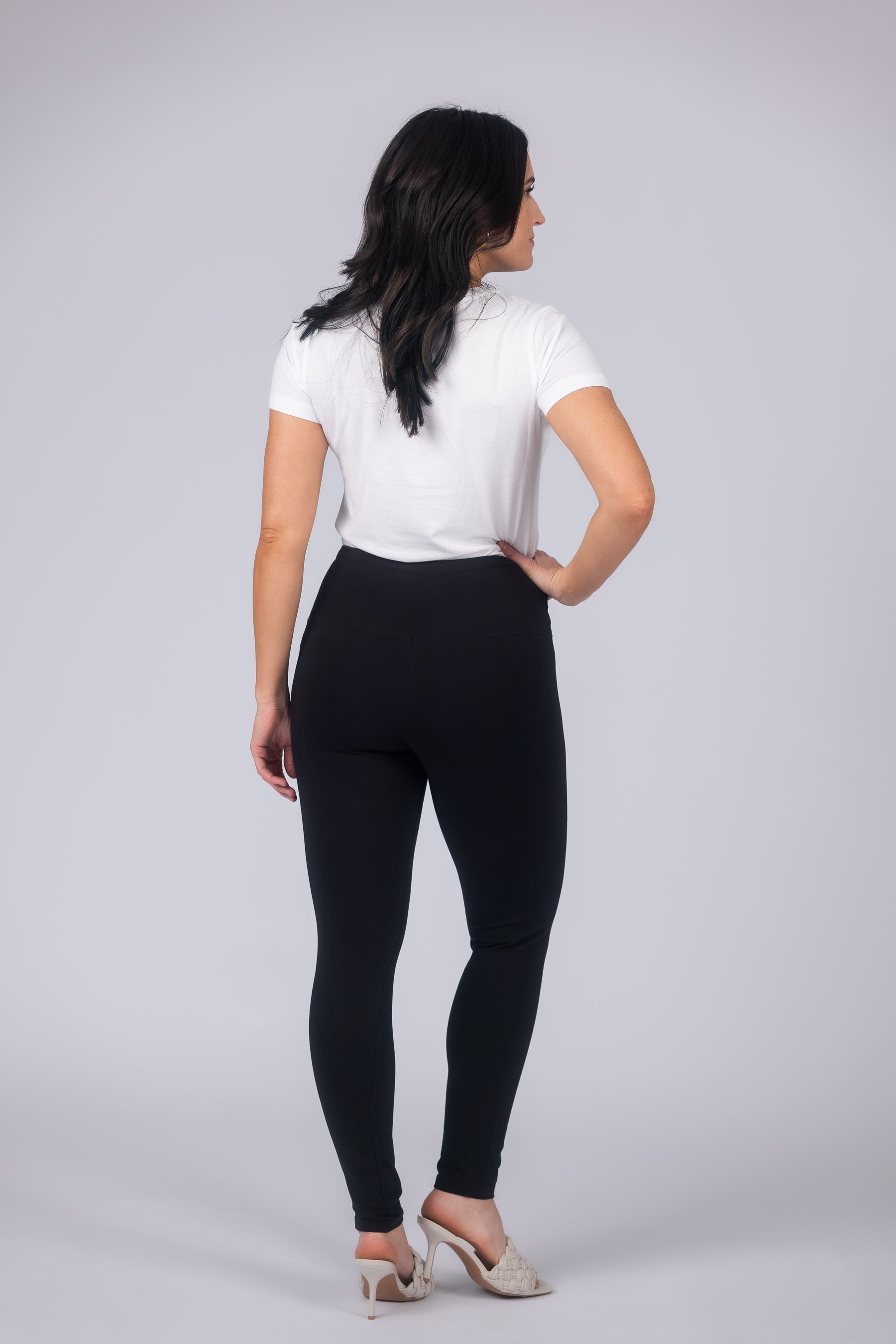 Intro Love the Fit Slimming Pull-On Leggings – Intro Clothing